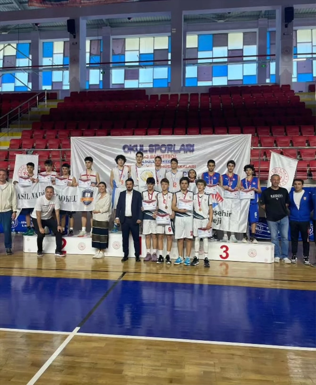 Ünlü oyuncu Ahmet Kural baba oldu - JetCemiyet